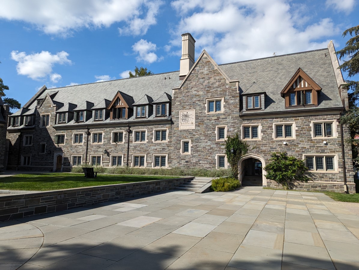Fisher Hall - Whitman College | AccessAble