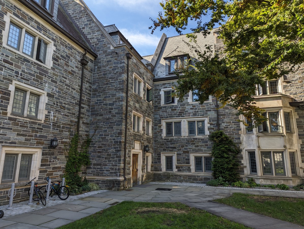 South Baker Hall - Whitman College | AccessAble