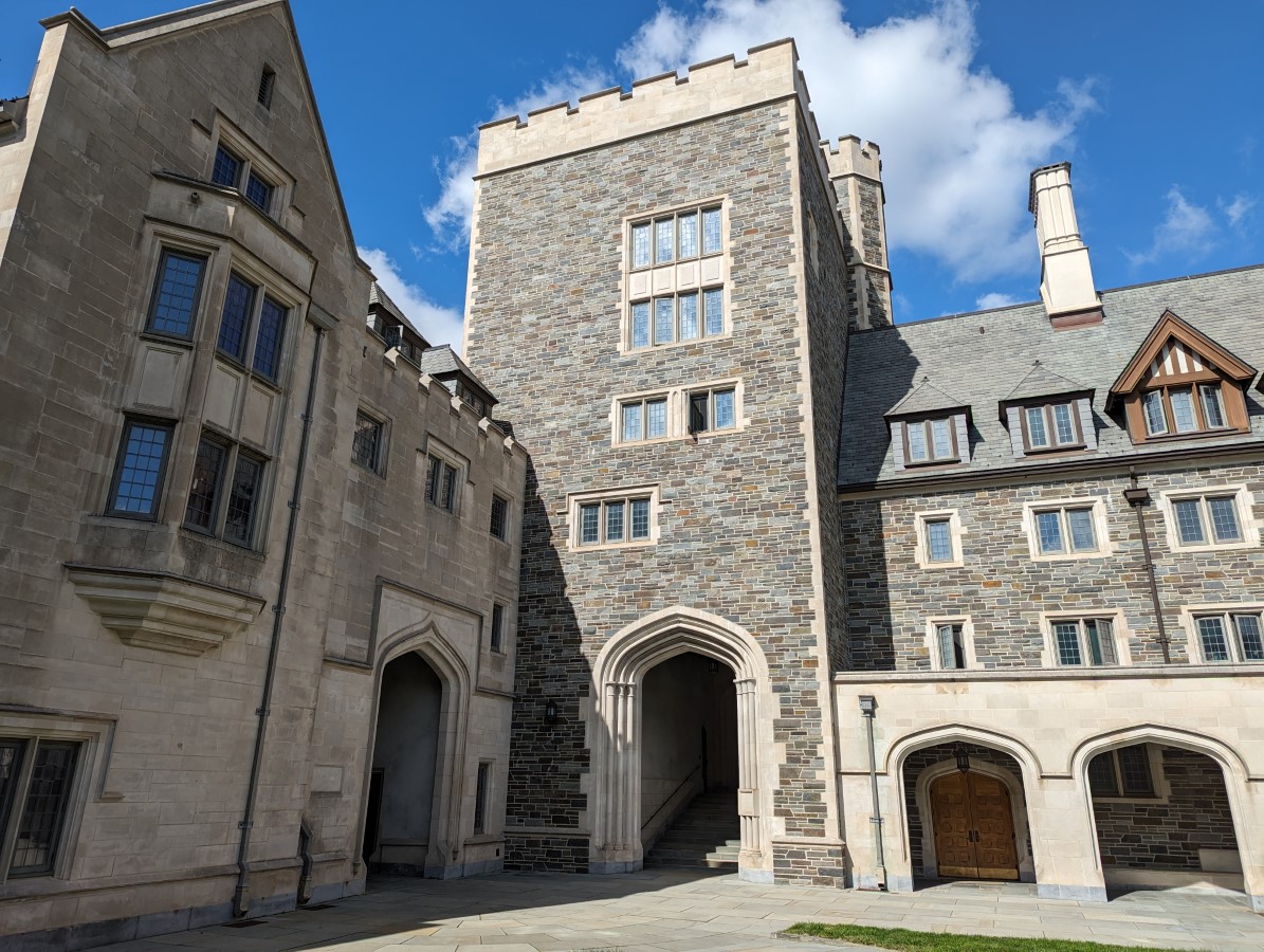 Murley-Pivirotto Family Tower - Whitman College | AccessAble